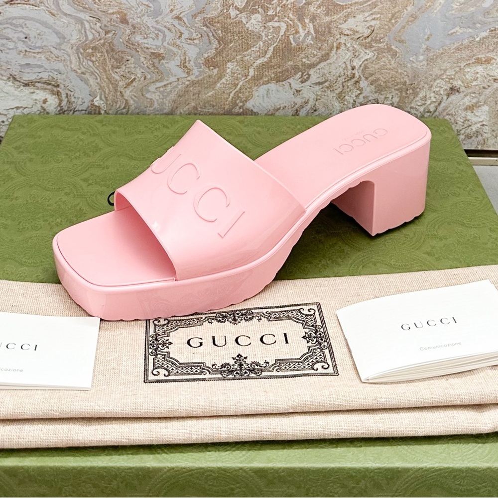 New! Gucci Rubber Gucci Logo Platform Slide Sandals - Gem
